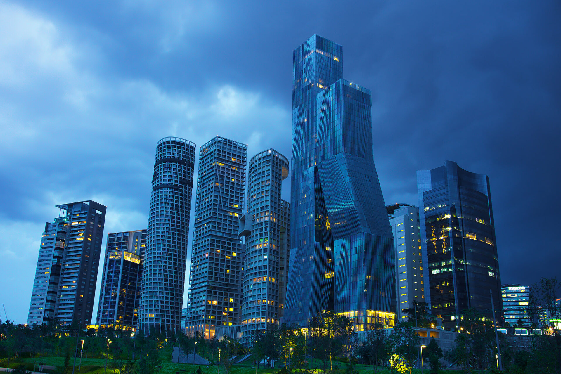 Architecture 2030 – The Pathway Towards Zero Carbon Built Environments